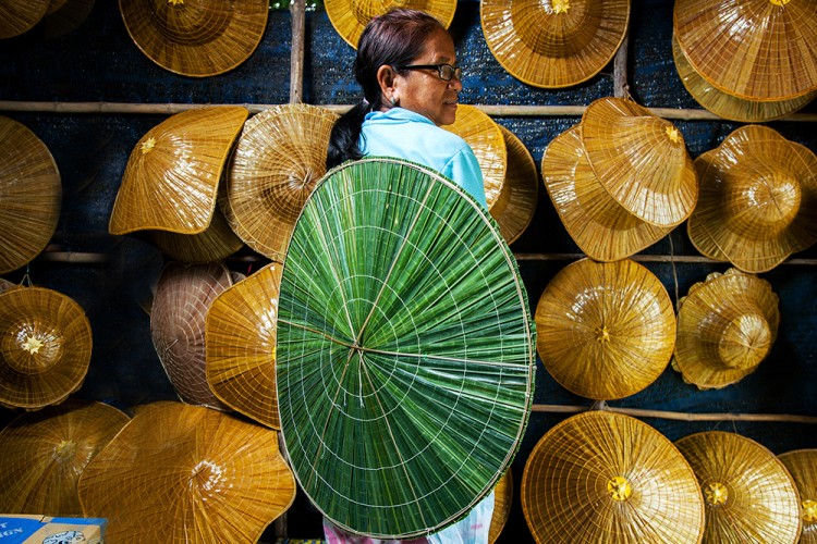 Ngob is not a hat :: Museum Thailand